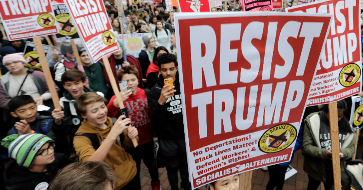 AFN - Federal employees plan 'resist' movement against their new boss
