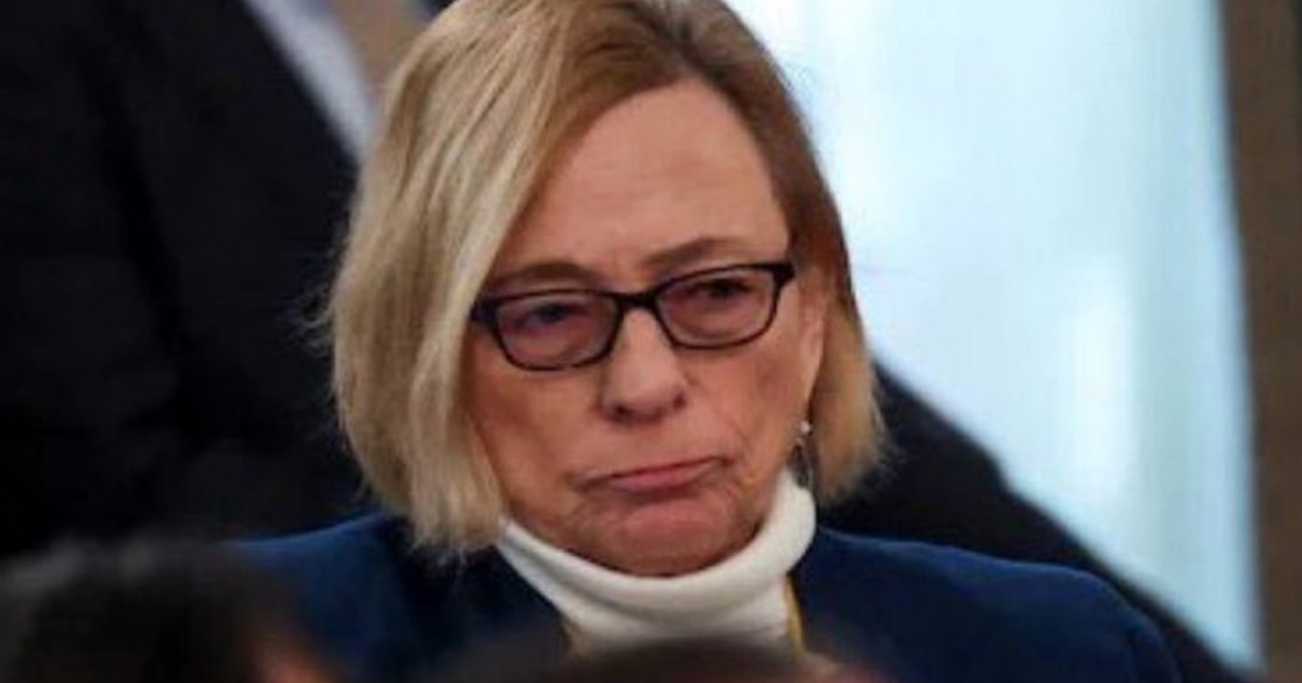 AFN - Making good on his threat, Trump puts the screws on Maine