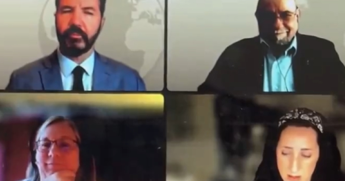 docs-at-wpath-new-pic.jpg?width=1200&height=630&bgcolor=white